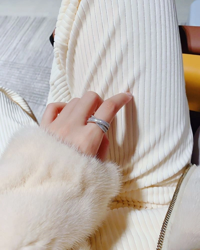 Unclassified Brand Rings