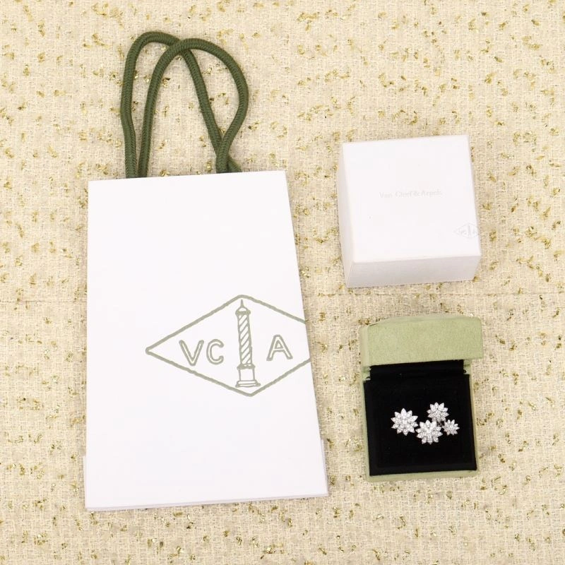 Unclassified Brand Rings