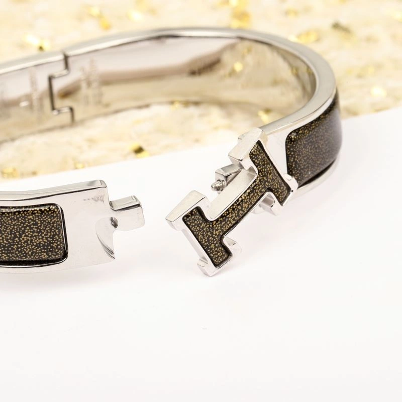 Accurate model Unclassified Brand Rings