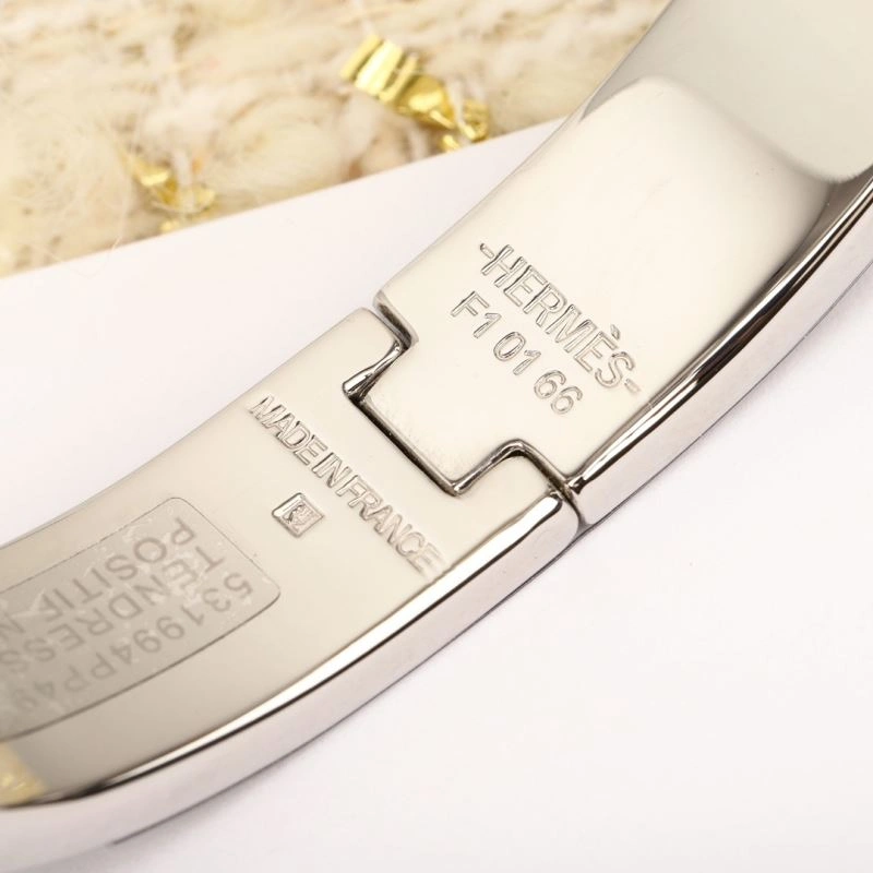 Accurate model Unclassified Brand Rings