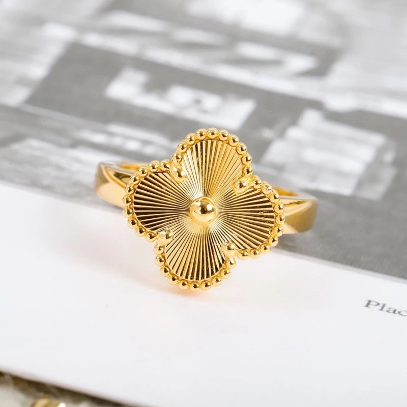 Bargain Unclassified Brand Rings