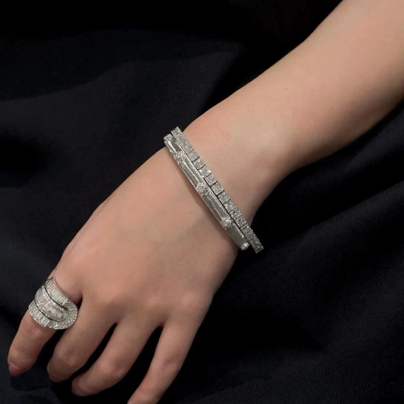 Unclassified Brand Rings