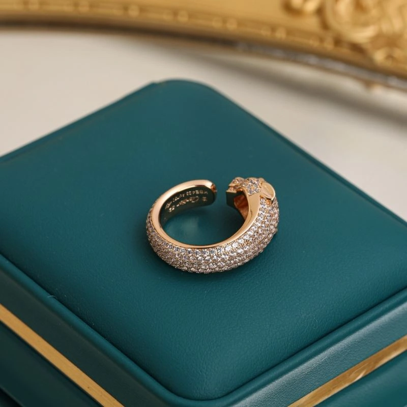 Unclassified Brand Rings