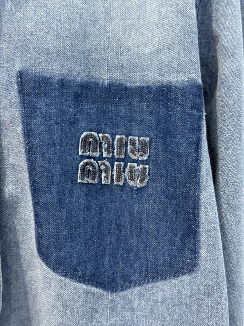 Discounted Unclassified Brand Shirts