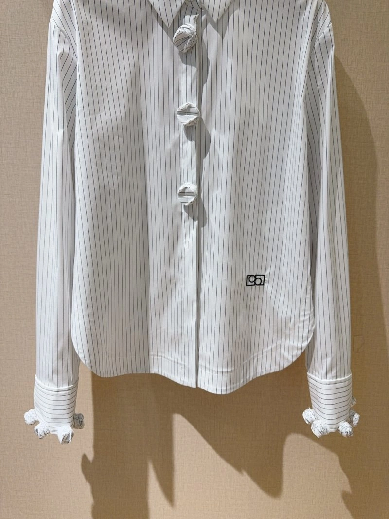 Accurate model Unclassified Brand Shirts