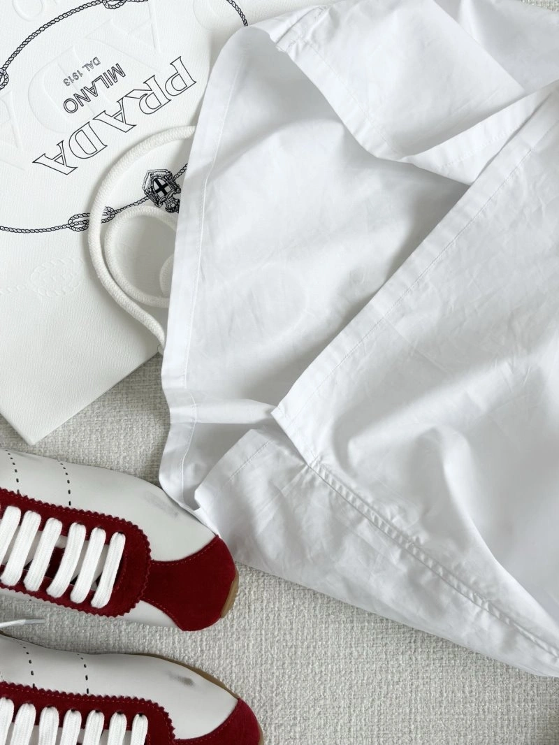 Authentic Unclassified Brand Shirts