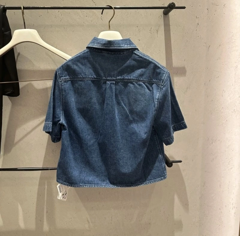 Low-cost Unclassified Brand Shirts