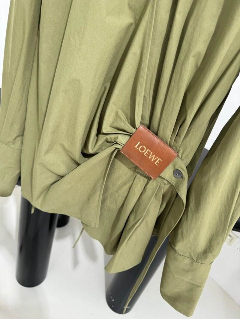 Indistinguishable Unclassified Brand Shirts