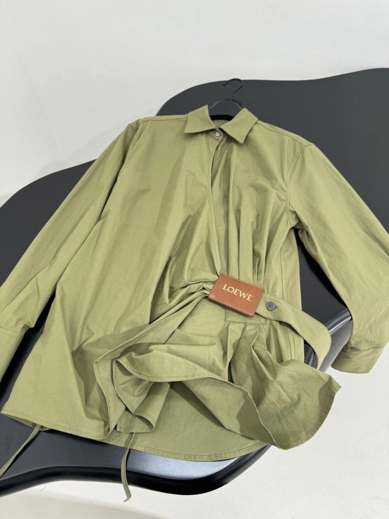 Indistinguishable Unclassified Brand Shirts