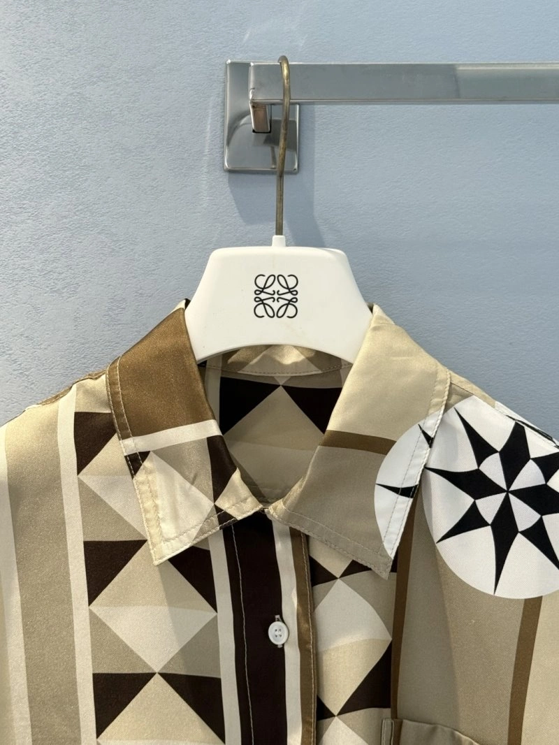 Discounted Unclassified Brand Shirts