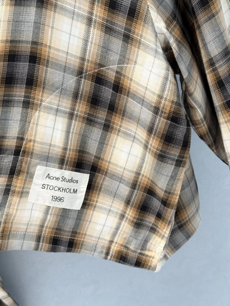 Indistinguishable Unclassified Brand Shirts
