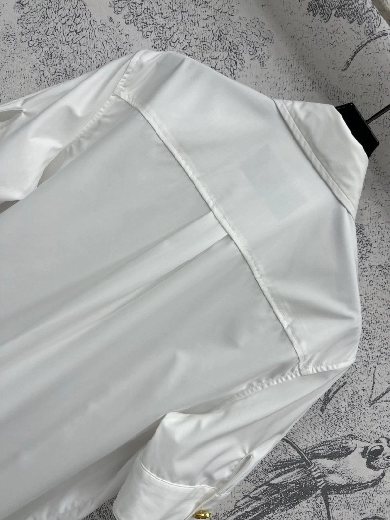 Accurate model Unclassified Brand Shirts