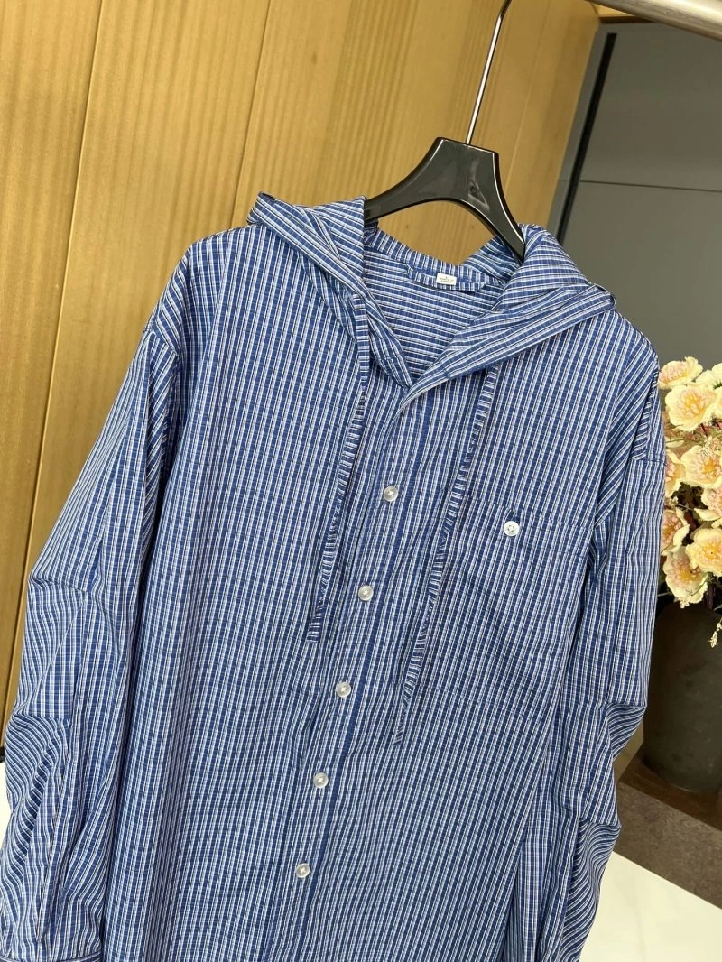 Low-cost Unclassified Brand Shirts