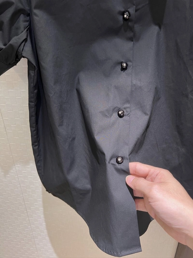 Indistinguishable Unclassified Brand Shirts