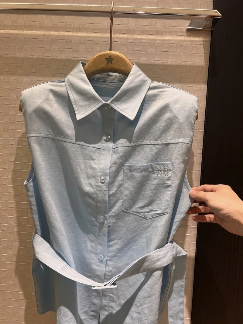 Accurate model Unclassified Brand Shirts