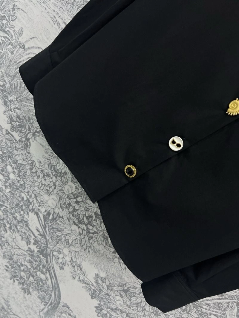 Authentic Unclassified Brand Shirts