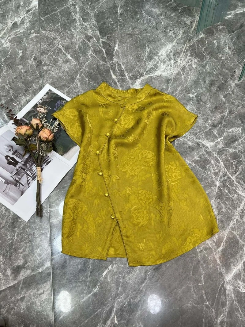 Authentic Unclassified Brand Shirts