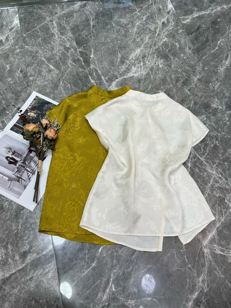 Authentic Unclassified Brand Shirts