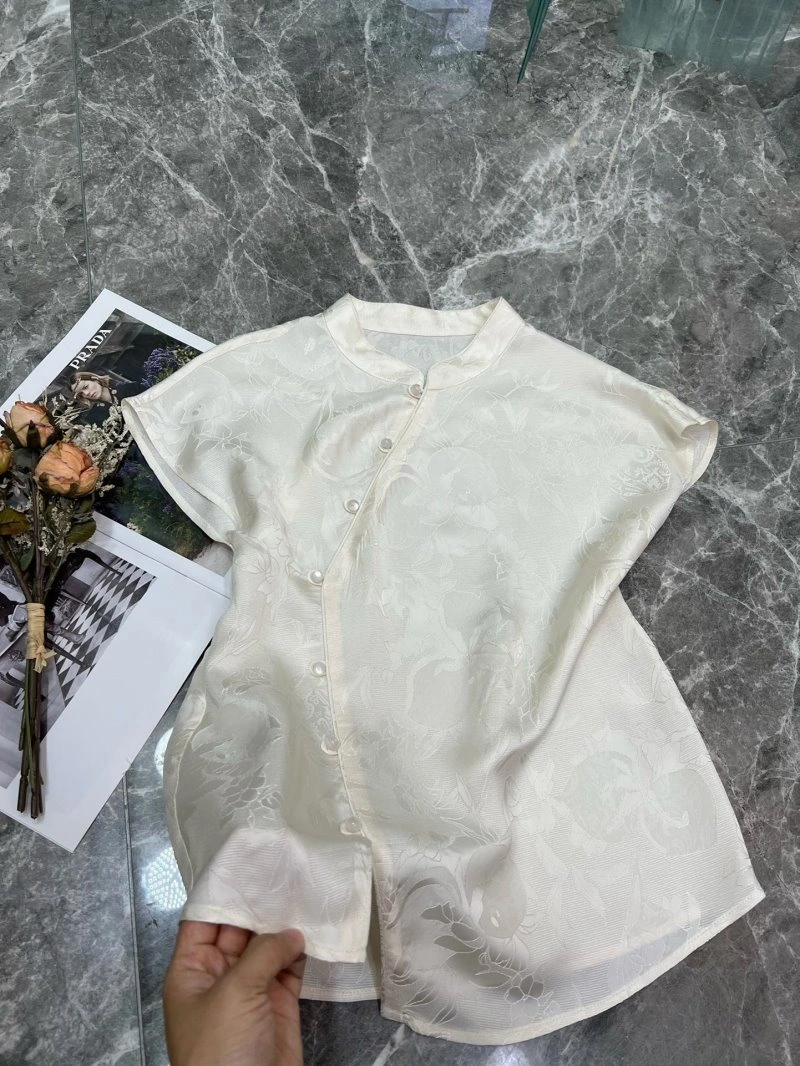 Authentic Unclassified Brand Shirts