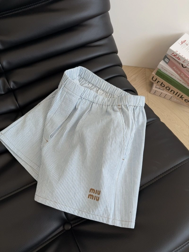 Accurate model Unclassified Brand Shirts