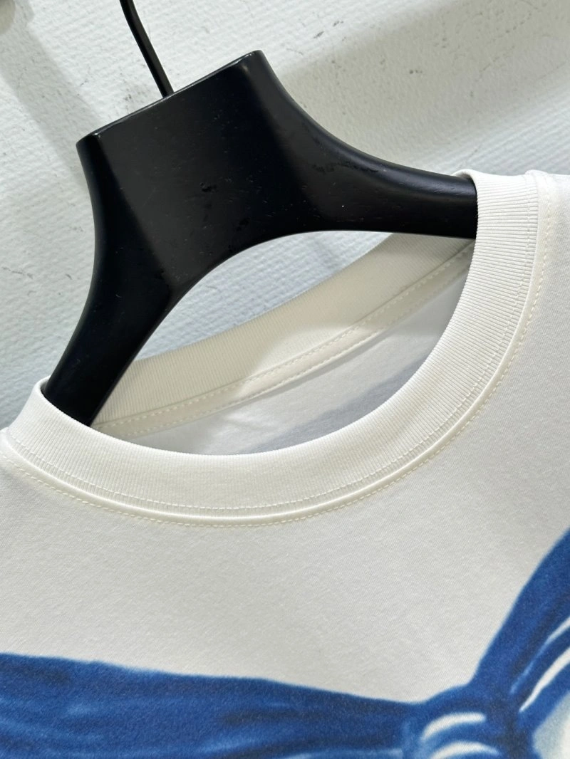 Authentic Unclassified Brand Shirts
