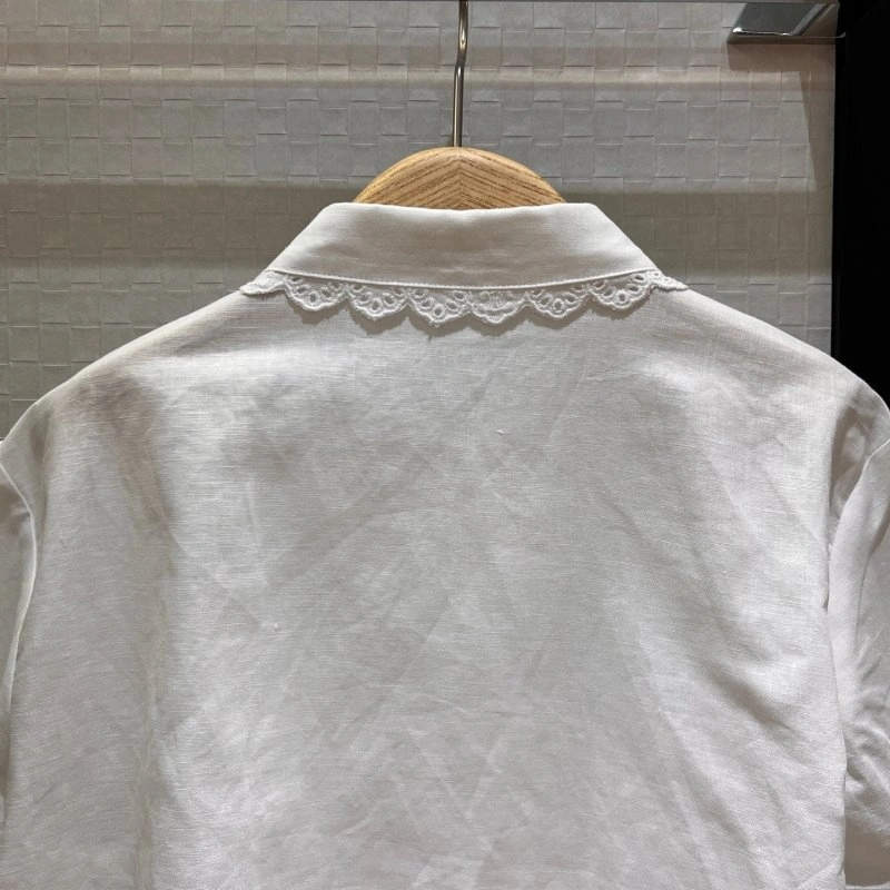 Indistinguishable Unclassified Brand Shirts