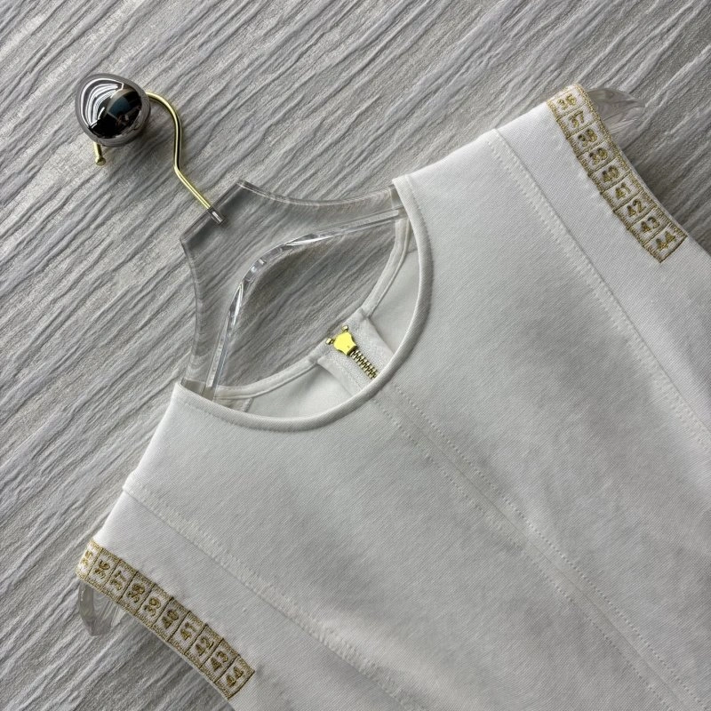 Low-cost Unclassified Brand Shirts
