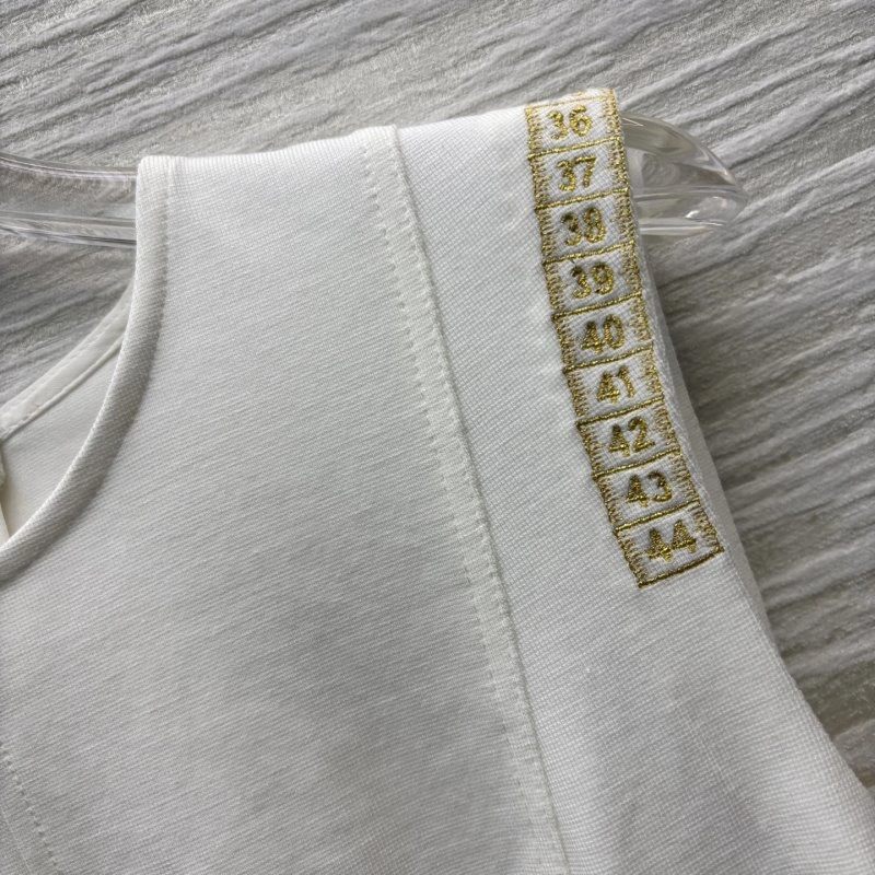 Low-cost Unclassified Brand Shirts