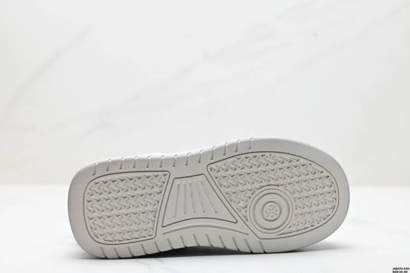 1:1 copy Unclassified Brand Shoes