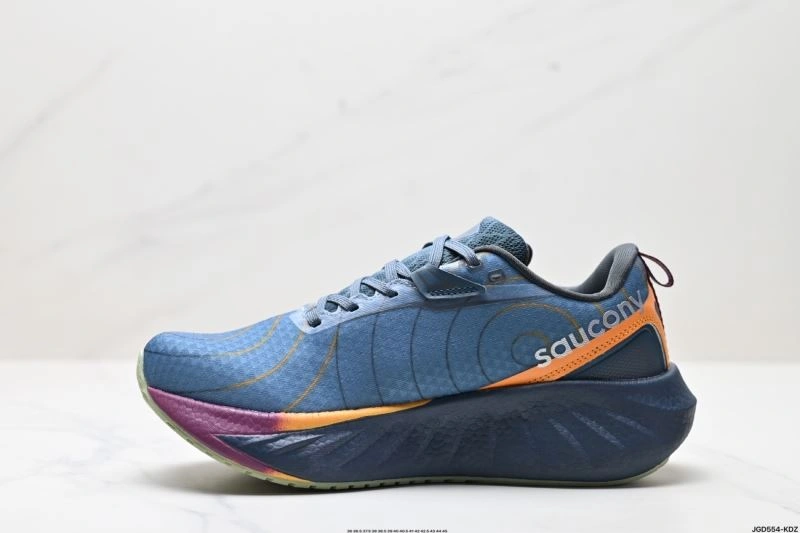 Accurate model Unclassified Brand Shoes