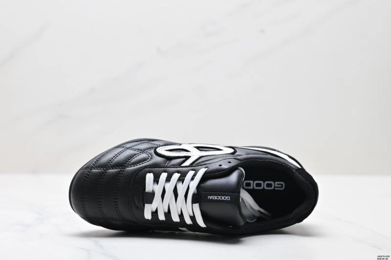 Perfect replica Unclassified Brand Shoes