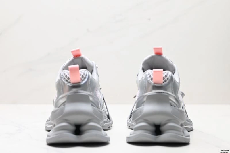 Perfect replica Unclassified Brand Shoes