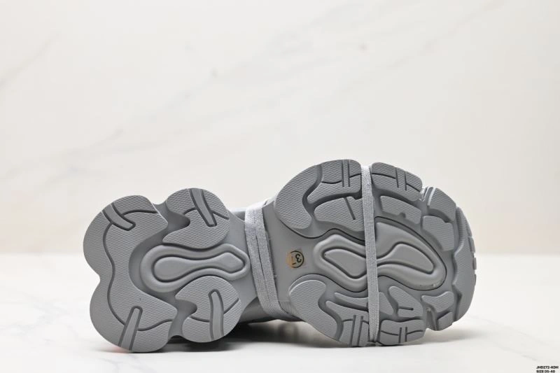 Perfect replica Unclassified Brand Shoes