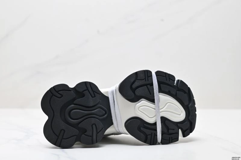 Discounted Unclassified Brand Shoes