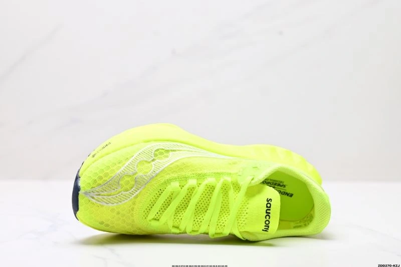 Accurate model Unclassified Brand Shoes
