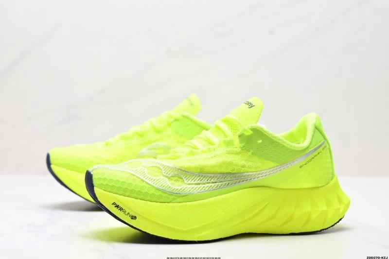 Accurate model Unclassified Brand Shoes