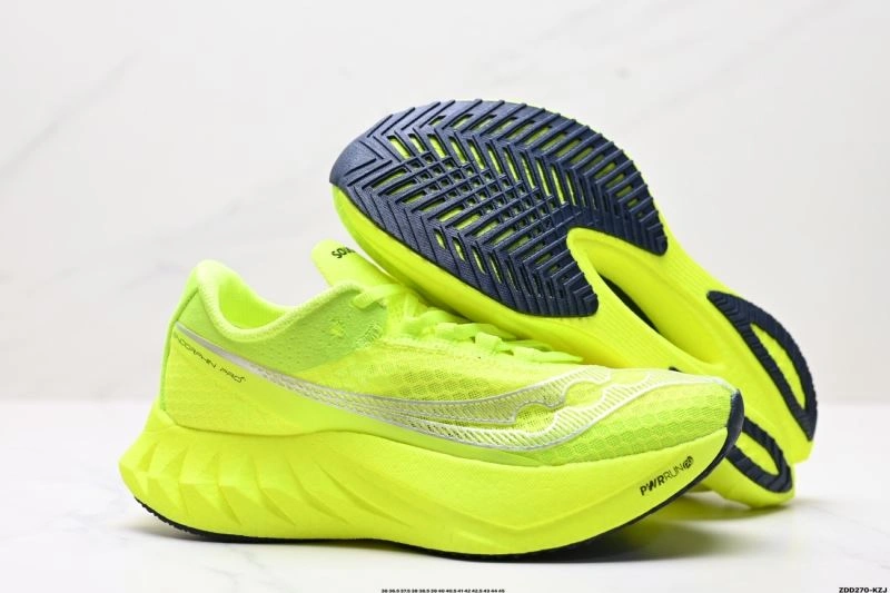 Accurate model Unclassified Brand Shoes