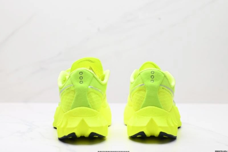Accurate model Unclassified Brand Shoes