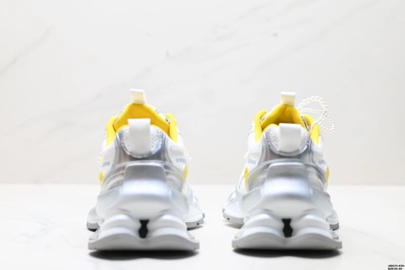 Discounted Unclassified Brand Shoes