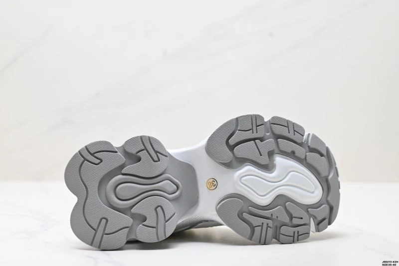Discounted Unclassified Brand Shoes
