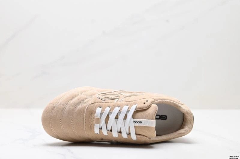 Perfect replica Unclassified Brand Shoes