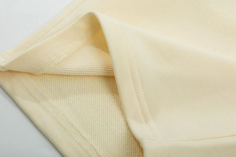 Indistinguishable Unclassified Brand Short Pants
