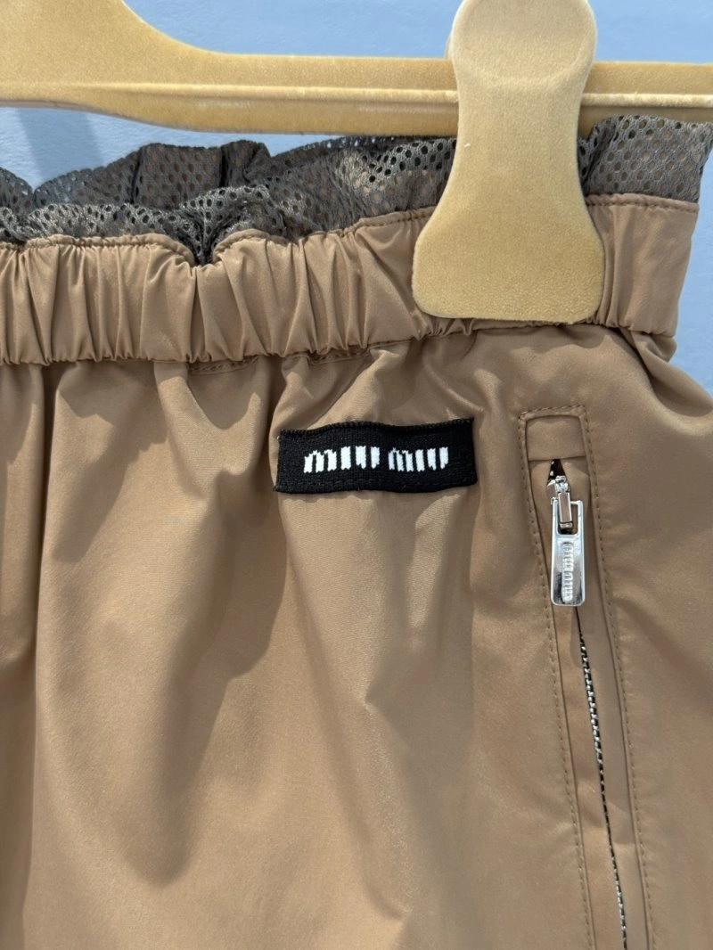 Exact replica Unclassified Brand Short Pants