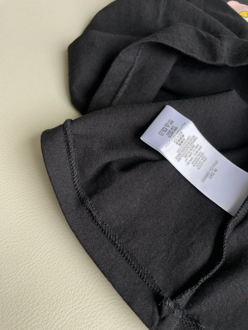 Real Unclassified Brand Short Pants