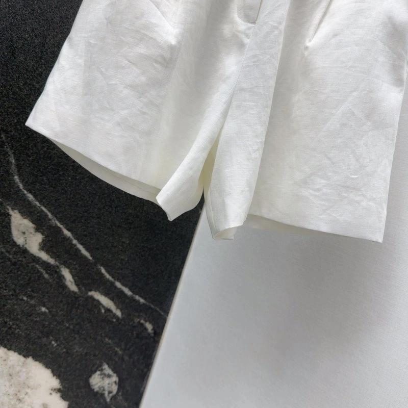 Real Unclassified Brand Short Pants