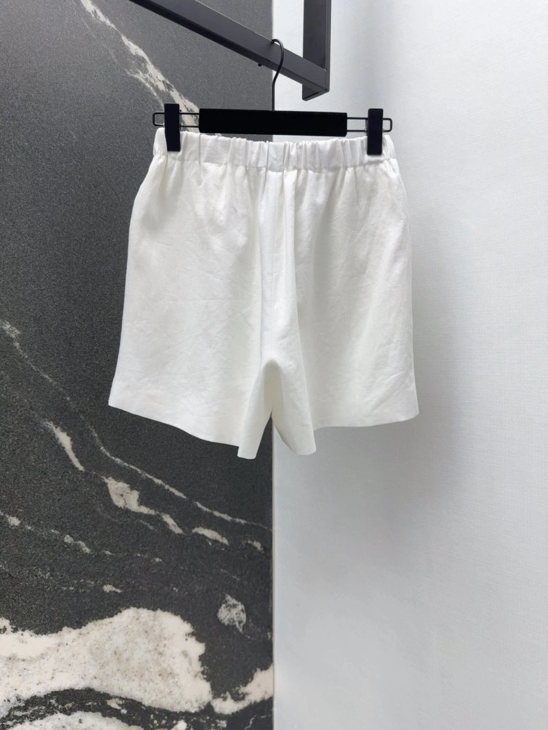 Real Unclassified Brand Short Pants