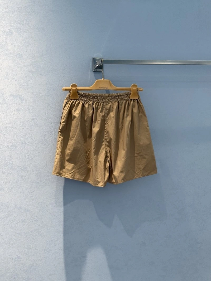 Accurate model Unclassified Brand Short Pants