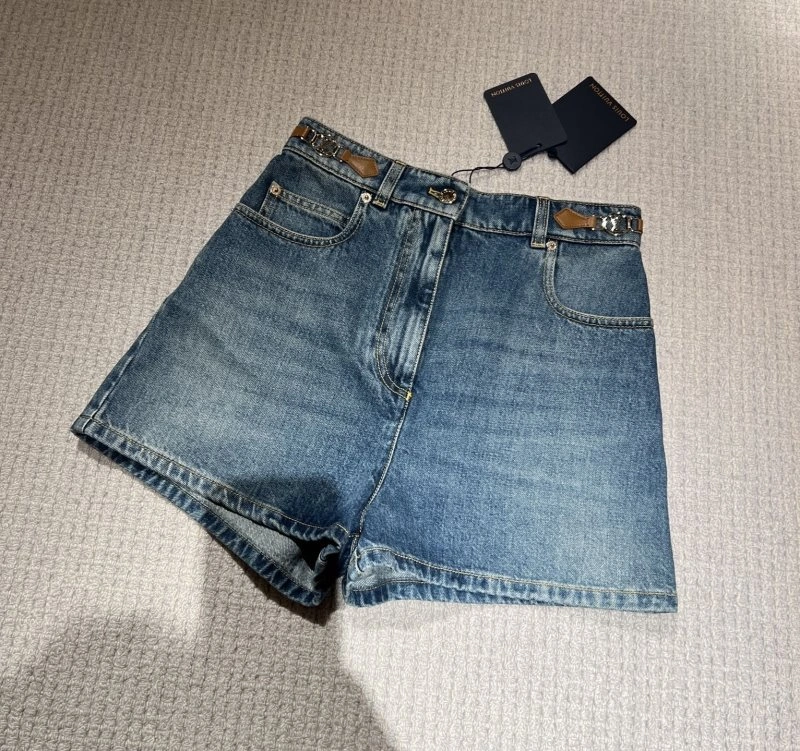 Brand-authenticated Unclassified Brand Short Pants