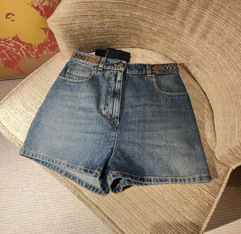 Brand-authenticated Unclassified Brand Short Pants