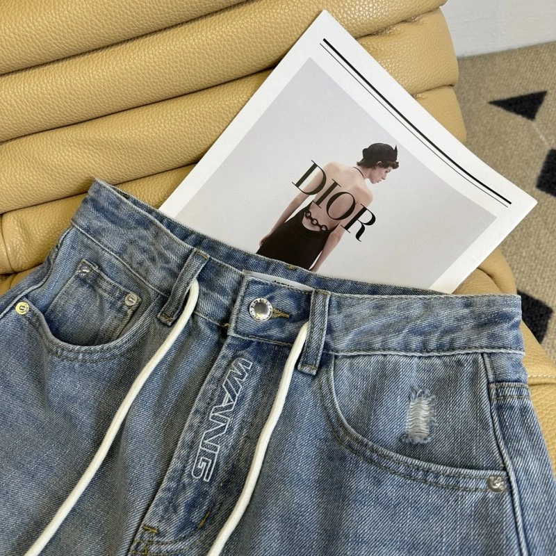 Accurate model Unclassified Brand Short Pants